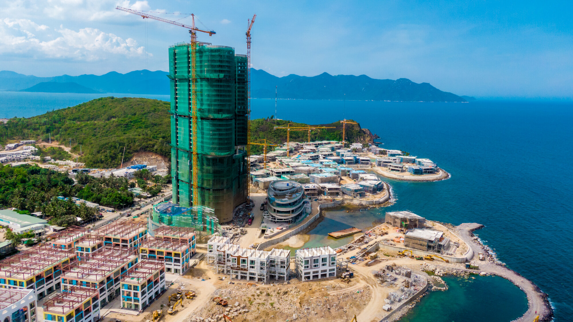 KDI Holdings của ông "trùm" tài chính Kiều Hữu Dũng sẽ thế chân FLC làm ...