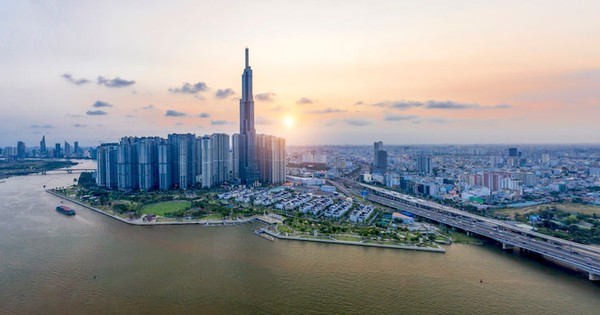 Vingroup khai trương Khách sạn Vinpearl Luxury Landmark 81 và Đài quan ...